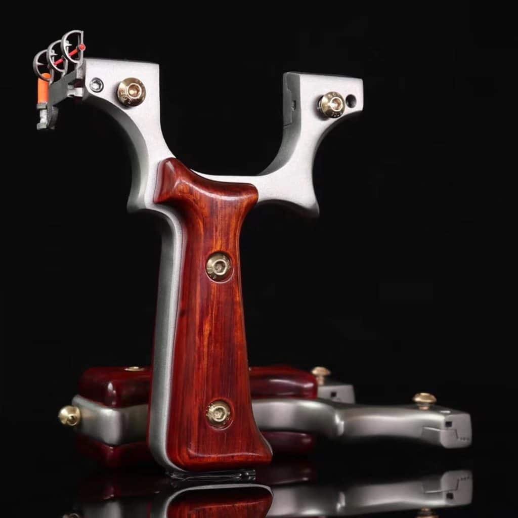 Crooked Handle Slingshot | Chinese Slingshot Store